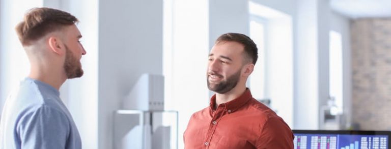 Tugas Staff Operasional, Skill, Karir dan Kisaran Gajinya - Gajihub Blog