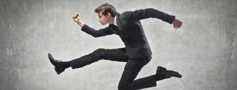 Karyawan Kutu Loncat: Pengertian, Kelebihan, dan Kekurangannya