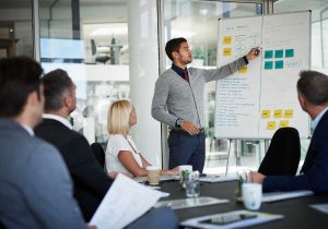 10 Kalimat Pembukaan Presentasi, Tips membuat, dan Contohnya