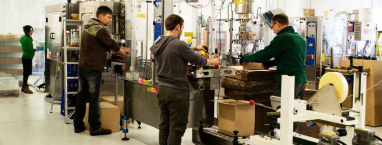 20 Contoh KPI Departemen Produksi untuk Kesuksesan Bisnis