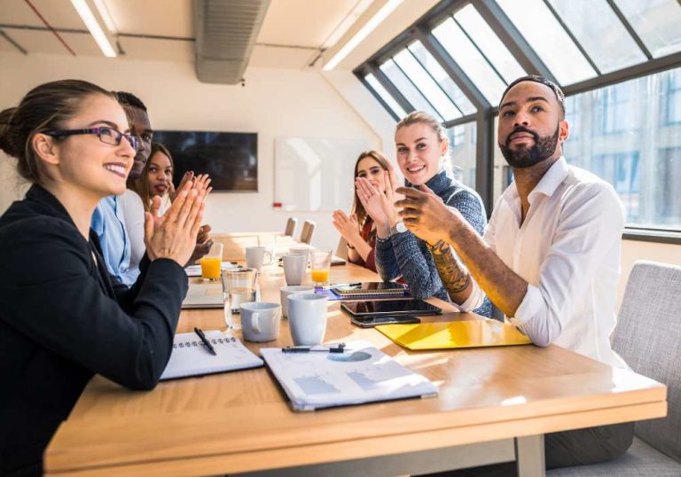 Workshop Adalah: Arti, Manfaat, Langkah, Hingga Contohnya