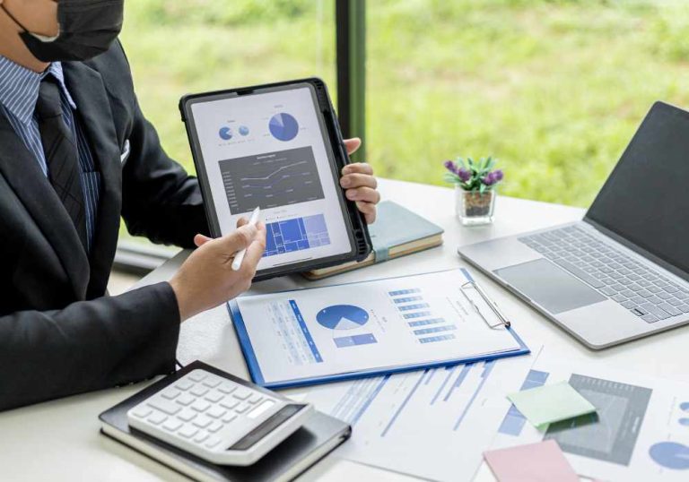 Contoh SOP Tim Sales, Manfaat, dan Cara Penggunaannya