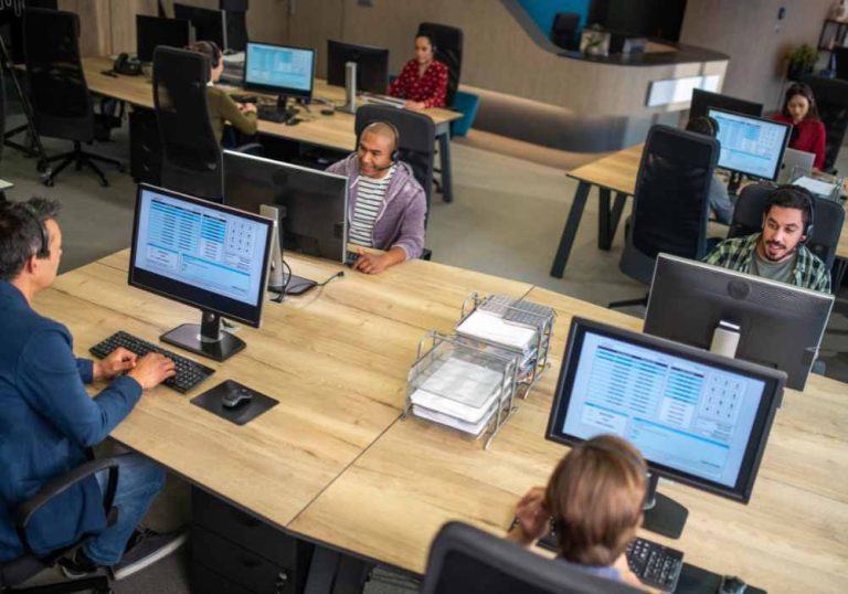 Jobdesk IT Support, Skill, Jenjang Karier, dan Kisaran Gaji