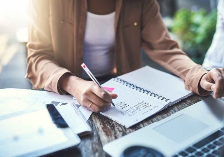 Contoh dan Download Project Charter, Manfaat, dan Format