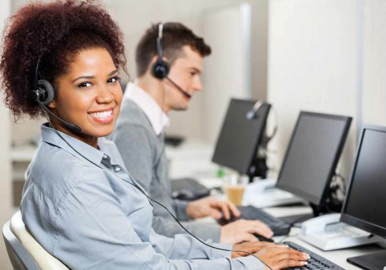 Berapa Gaji Customer Service di Indonesia? Ini Rata-ratanya