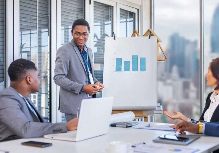 Stakeholder Mapping: Arti, Manfaat, Cara Membuat, dan Contoh