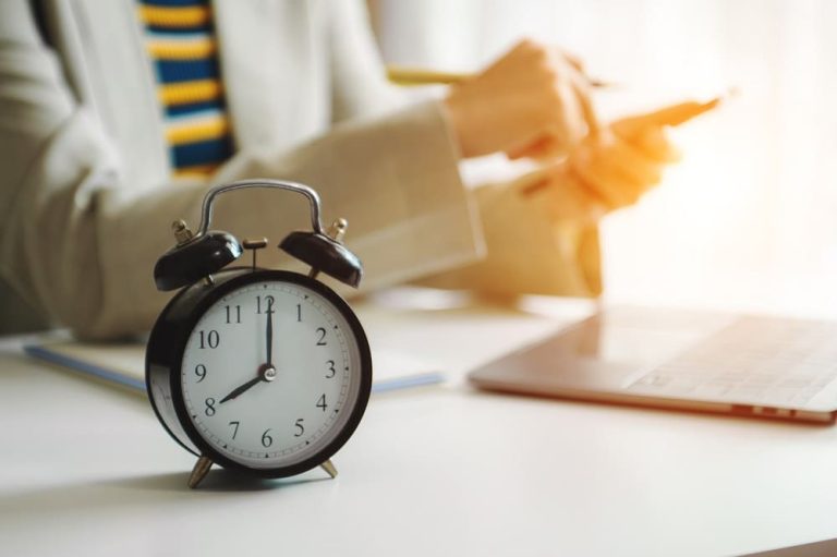 Split Shift: Pengertian, Jenis, dan Cara Penerapannya