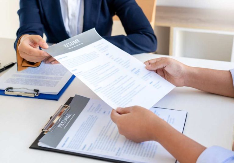 Screening CV: Hal yang Perlu Diperhatikan dan Tahapannya