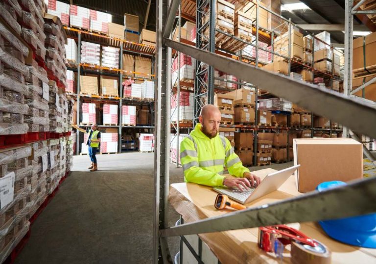 Manajemen Operasional: Prinsip, Tahapan, Contoh, dan Tipsnya