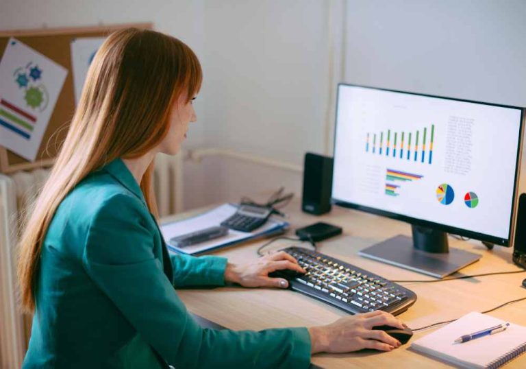 Research and Development: Manfaat, Jenis, dan Tahapannya