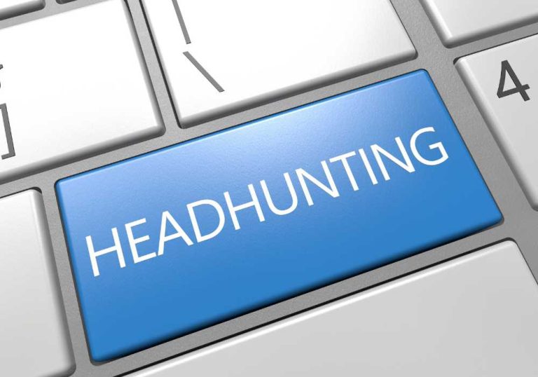 Berapa Biaya Jasa Headhunter? Cek Tarif dan Rekomendasinya!