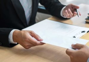 Handover Pekerjaan Adalah: Manfaat, Tahapan & Contoh Dokumen