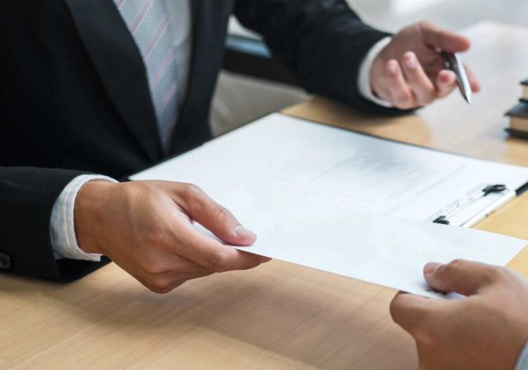 Handover Pekerjaan Adalah: Manfaat, Tahapan & Contoh Dokumen