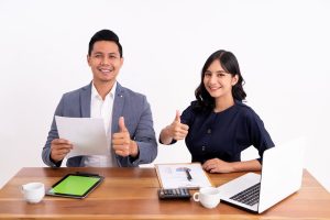 Klien Adalah? Ini Pengertian dan Bedanya dengan Pelanggan - Gajihub Blog