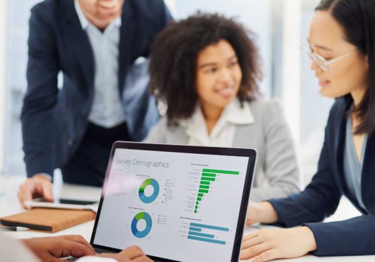 Man Power Adalah? Ini Peran, Contoh, dan Tips Pentingnya - Gajihub Blog