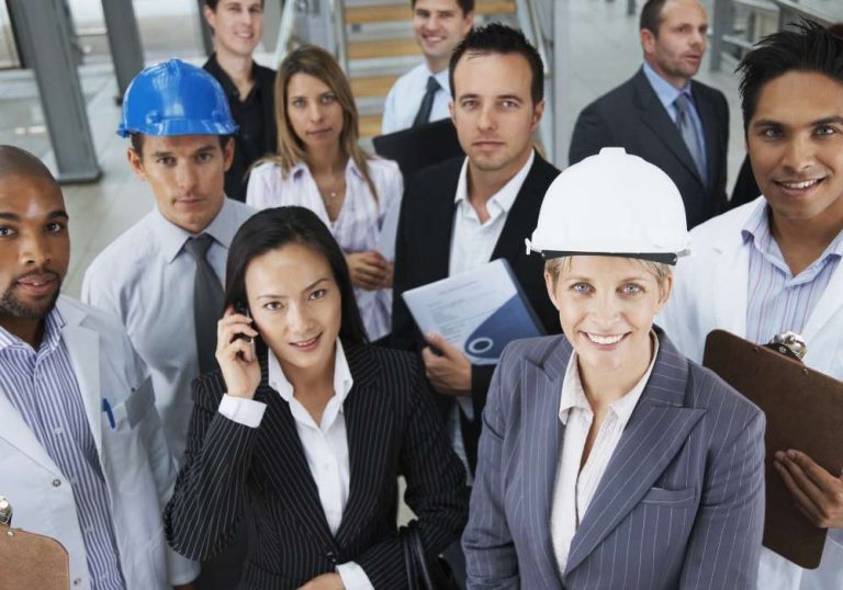 Pengertian Profesi, Ciri-Ciri, dan Bedanya dengan Pekerjaan - Gajihub Blog