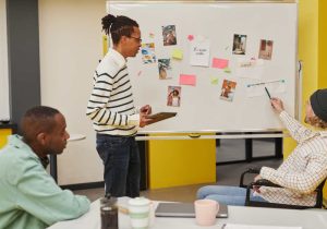 Kotters 8 Step Change Model: Prinsip dan Langkahnya - Gajihub Blog